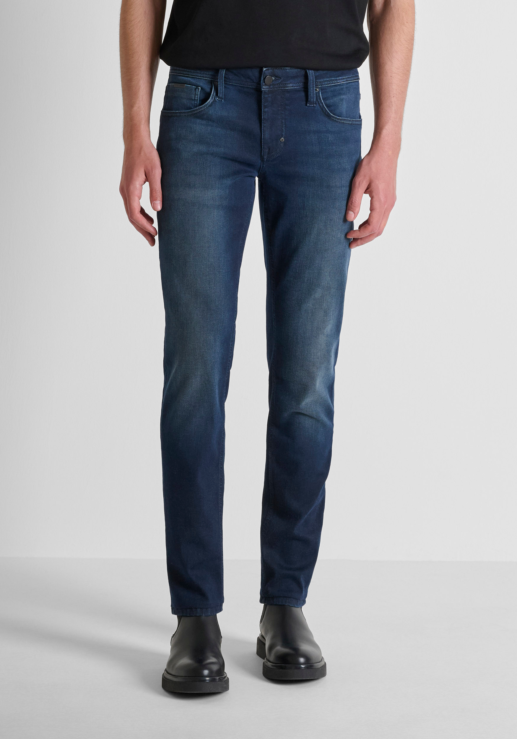 "ARGON" SLIM FIT JEANS ANKLE LENGTH IN BLACK DENIM | Antony Morato