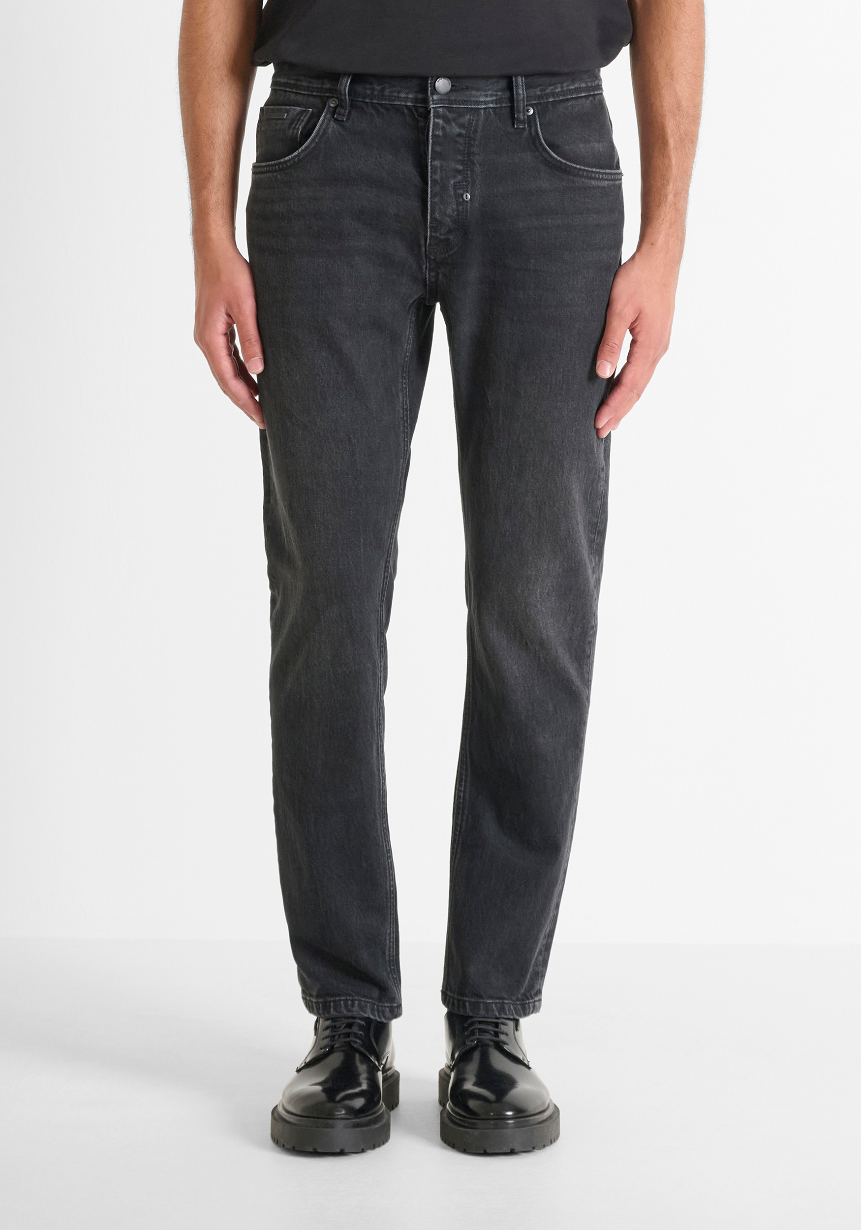 "ARGON" SLIM FIT JEANS ANKLE LENGTH IN BLACK DENIM | Antony Morato