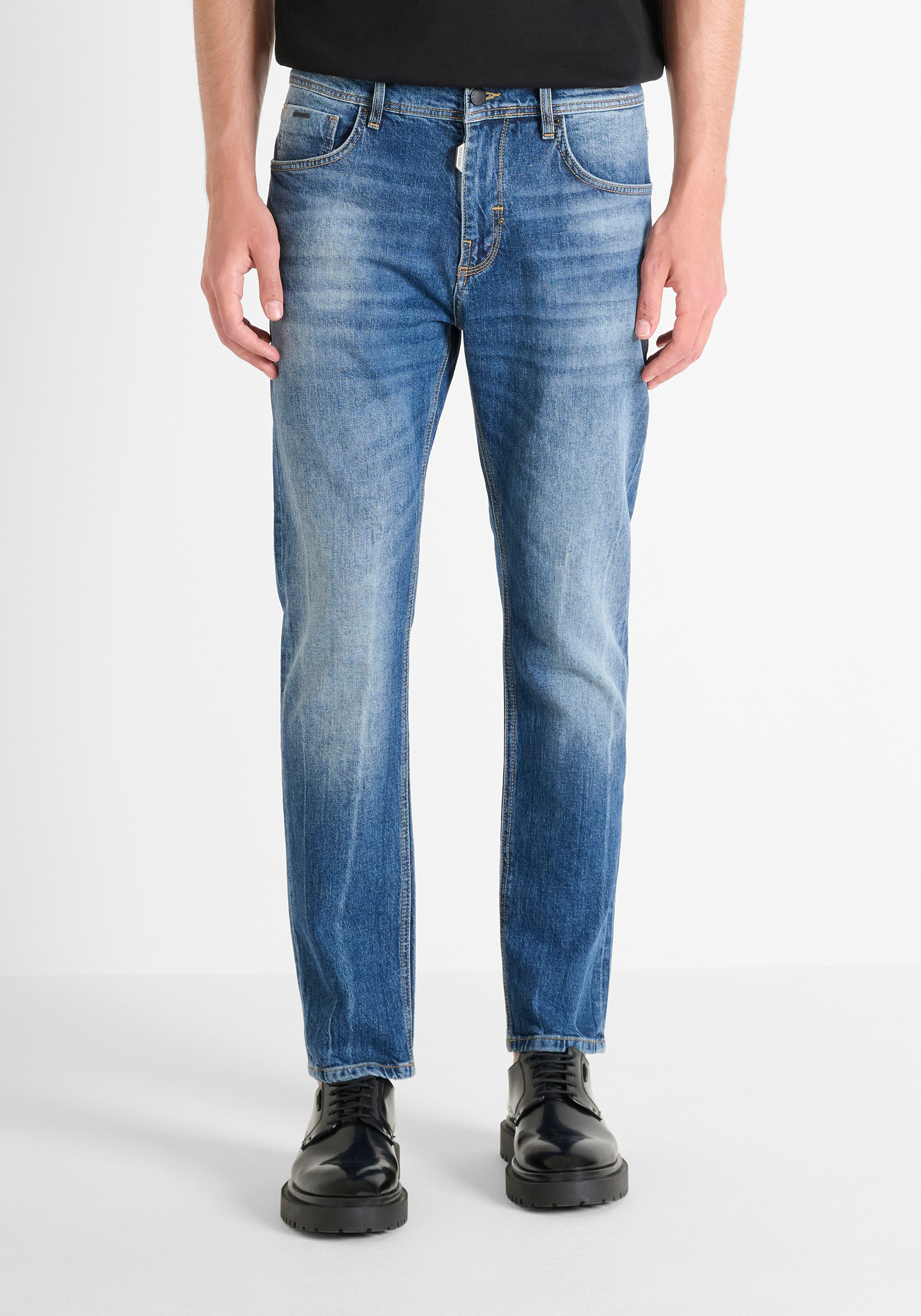 JEANS SLIM CROPPED FIT "JIM" JEANS IN BLUE DENIM WITH FADED WASH ...