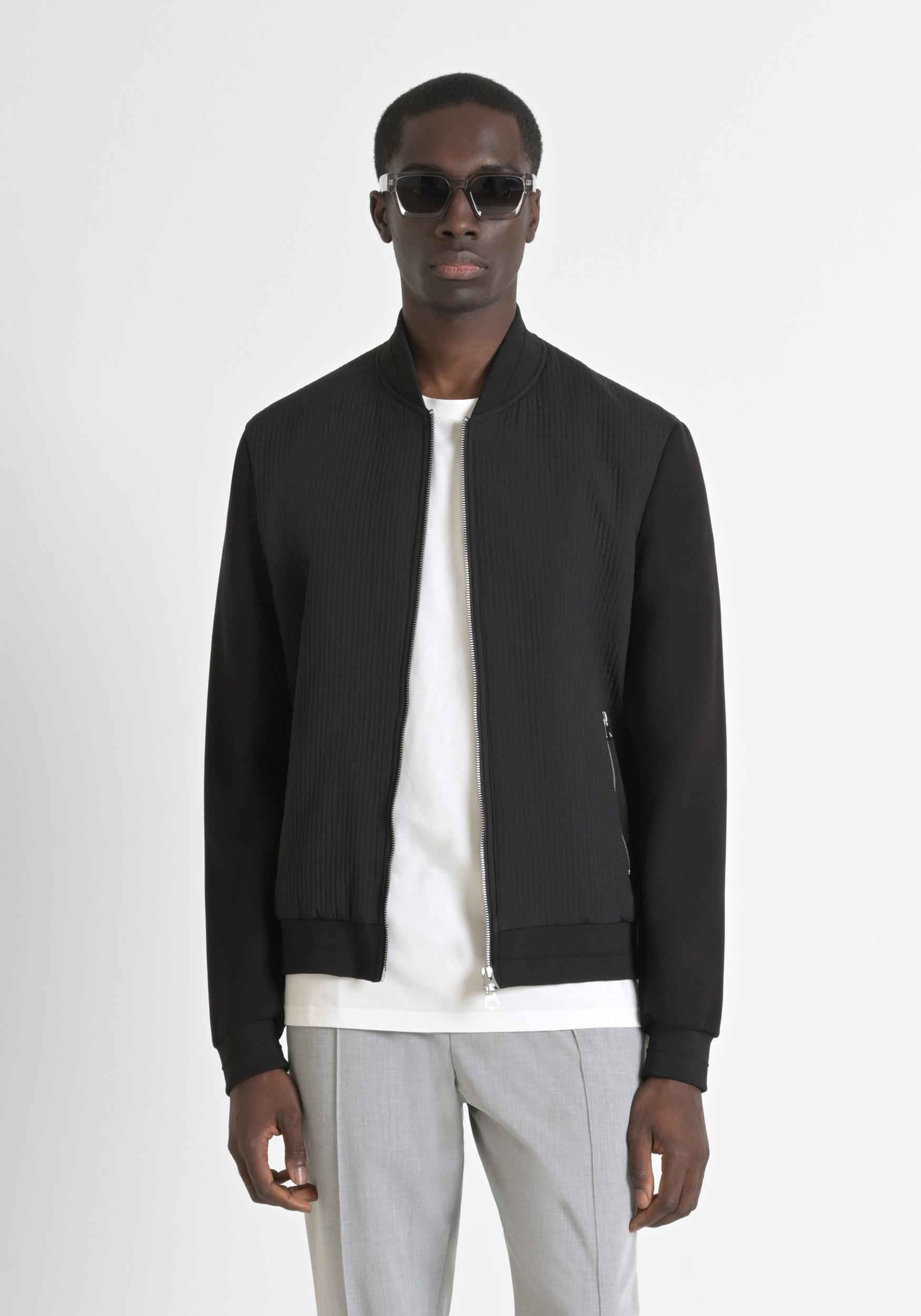 REGULAR FIT COAT IN TECHNO FABRIC AND STRETCH INSERT | Antony Morato